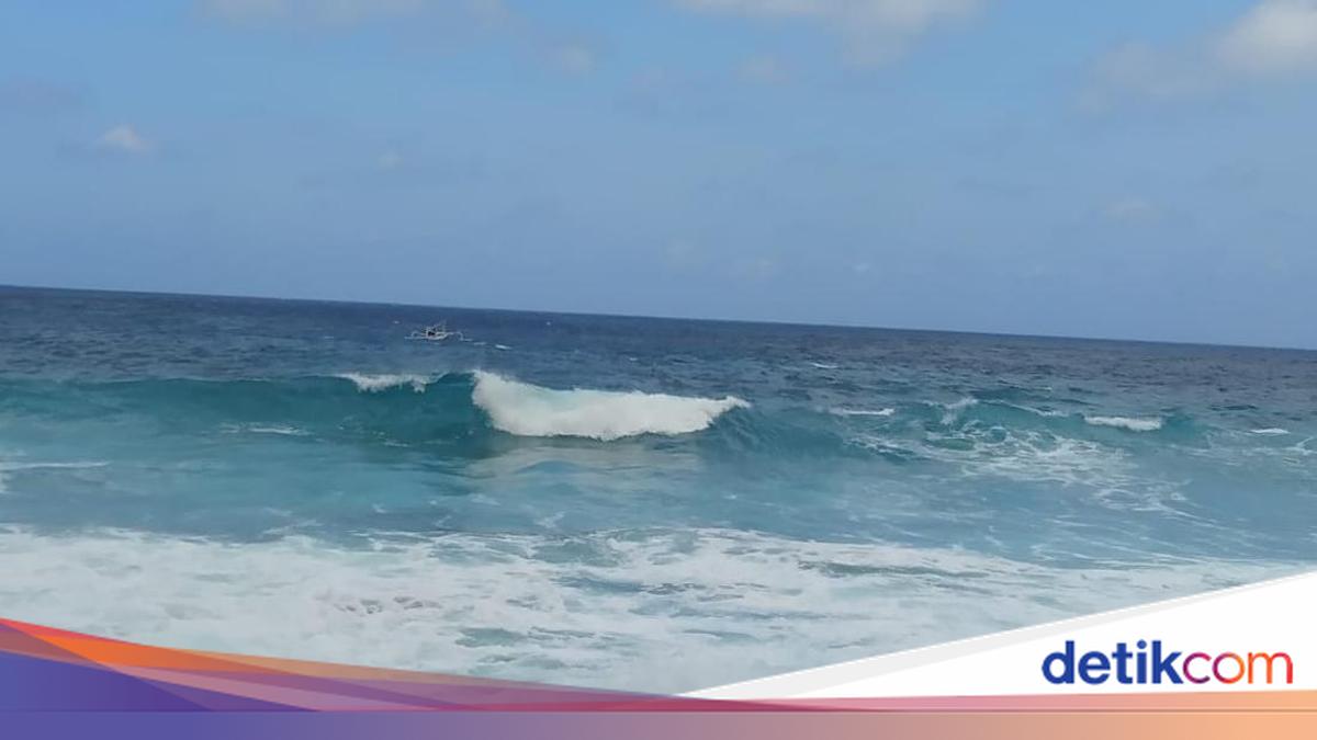 BMKG Keluarkan Peringatan Dini Gelombang Tinggi di Banten