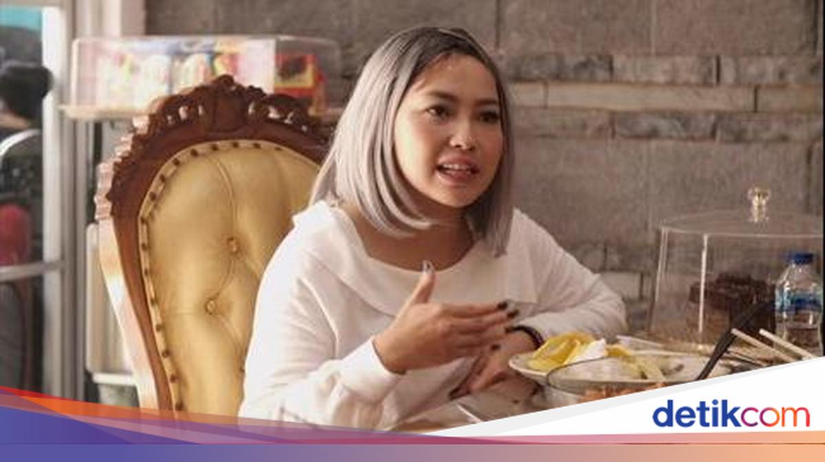 Irfan Hakim Berduka, Minta Maaf Simpan Kabar Saat Mpok Alpa Sakit