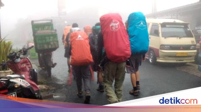Jelang Tahun Baru 2023, Jalur Palutungan Gunung Ciremai Mulai Dipadati Pendaki
