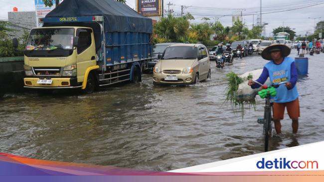 Ratusan Warga Mengungsi Imbas Banjir di Kudus