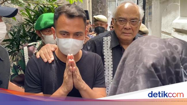 Ketegaran Raffi Ahmad Melepas Kepergian Mamih Popon Ketegaran Raffi Ahmad Melepas Kepergian Mamih Popon