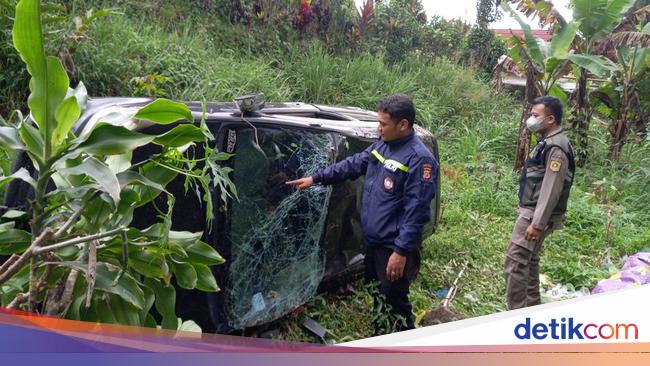Mobil Berisi 4 Anak Kecil Terjun ke Jurang di Bogor gegara Tak Kuat Menanjak