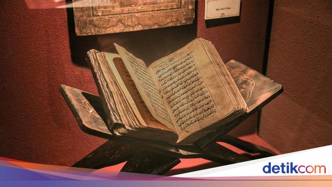 Surat Al Baqarah Ayat 152: Perintah untuk Senantiasa Berzikir Kepada ...