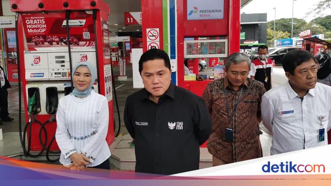 Erick Thohir Cerita Rapat Bareng Sri Mulyani Sebelum Turunkan Harga Pertamax
