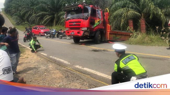 Detik-detik Truk Maut Gagal Nanjak di Nunukan hingga Tewaskan Pemotor