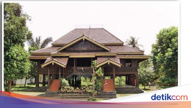 Mengenal Rumah Adat Lampung: Nuwou Sesat, Lamban Pesagi hingga Sukadana