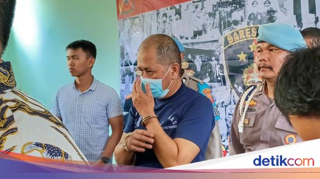 Pria Bandung Koleksi 300 Video Intip Cd Wanita Dalam Setahun