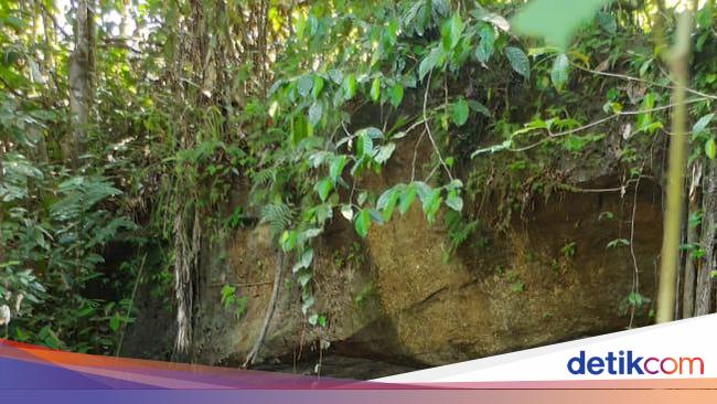 Menyusuri Gua Nua Waka, Ada Ruangan Berbentuk Rumah Adat