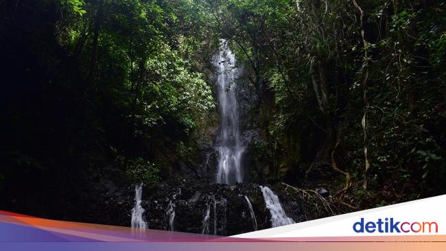 Asrinya Air Terjun Sungai Kandi di Kuantan Singingi