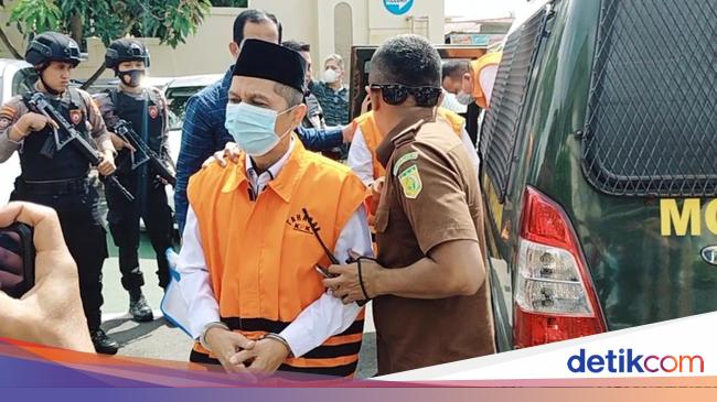 Pledoi Eks Rektor Unila Karomani: Infak Bukan Suap tapi Amal