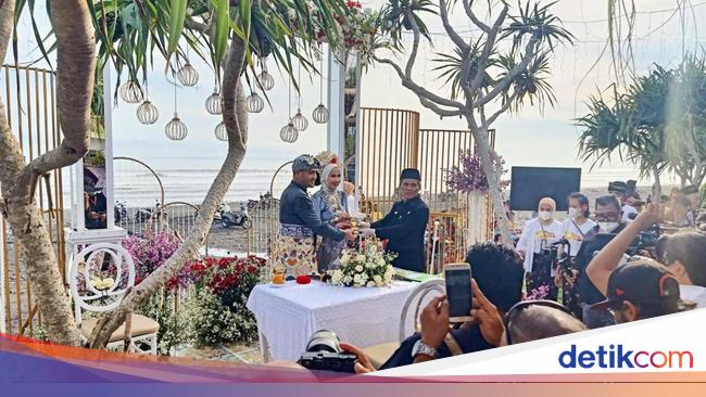 Penghulu Kenang Pernikahan Venna-Ferry di Mendoyo: Masyarakat Antusias