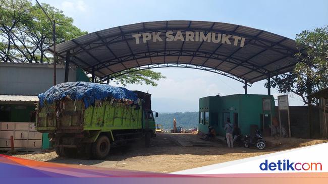 Pembuangan Sampah ke TPA Sarimukti Terhambat gegara Jalan-Alat Berat Rusak