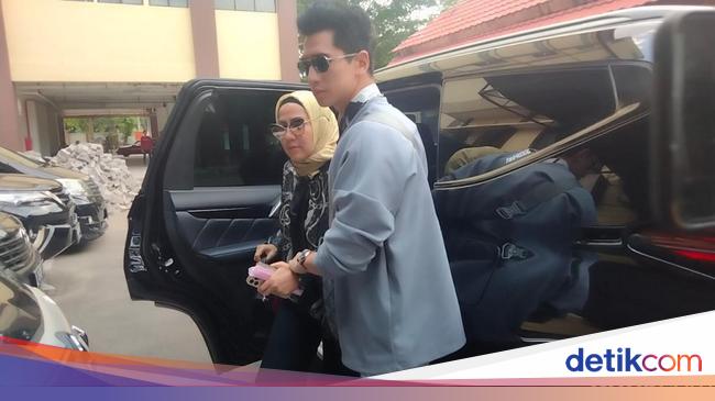 Ferry Irawan 3 Bulan Tak Nafkahi Venna Melinda
