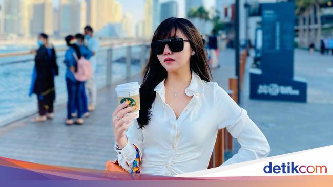 Intan Permata, Aspri Hotman Paris ke-42 Sering Ngopi dan Kulineran Mewah