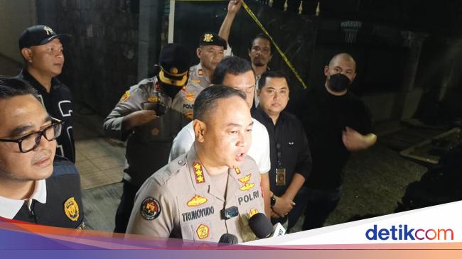 Polisi: Bahan Baku Liquid Vape Mengandung Sabu di Jakbar Dikirim dari Iran Polisi: Bahan Baku Liquid Vape Mengandung Sabu di Jakbar Dikirim dari Iran