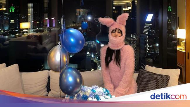 7 Foto Jennie BLACKPINK Ultah ke-27 di Hong Kong, Cosplay Jadi Kelinci