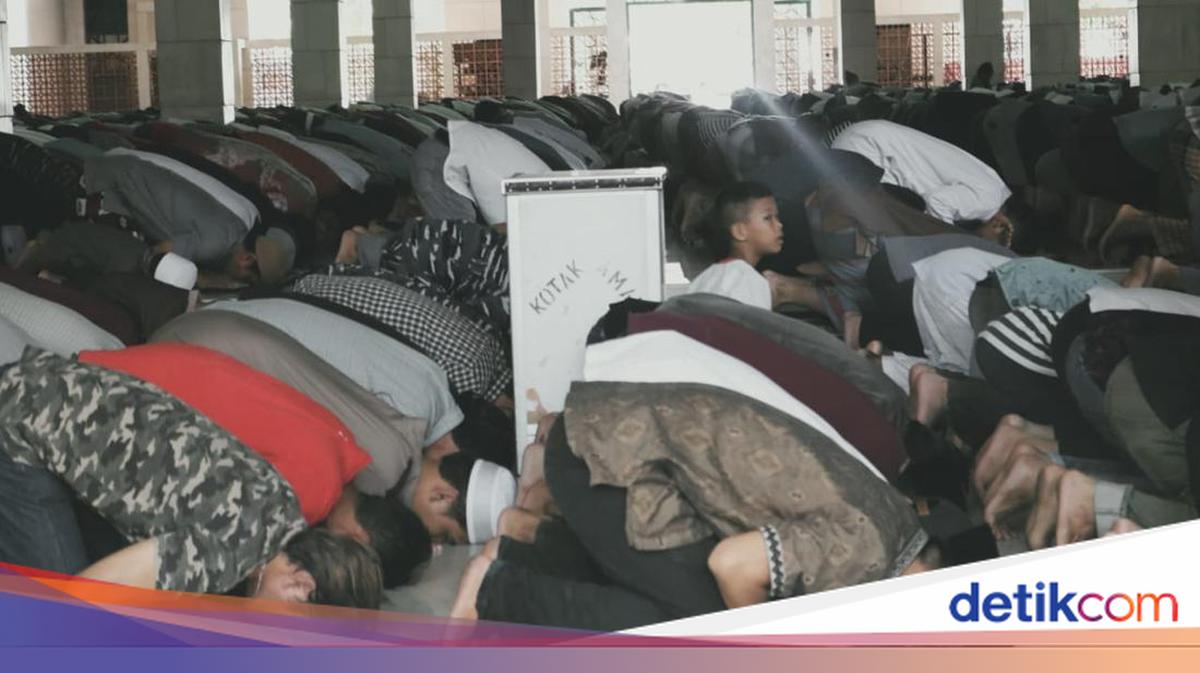 Kumpulan Dalil Sholat Tarawih dan Anjuran Mengerjakannya dari Malam 1-30