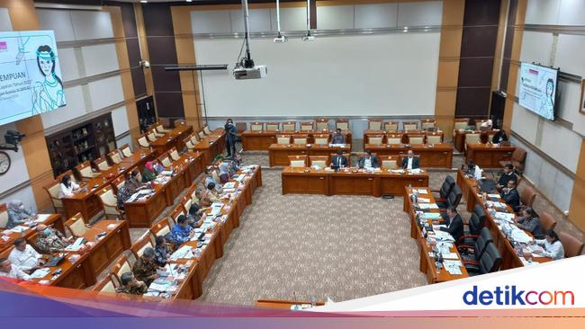 Komnas HAM Bentuk Tim Pemantau, Pastikan Kematian Petugas KPPS Tak Terulang