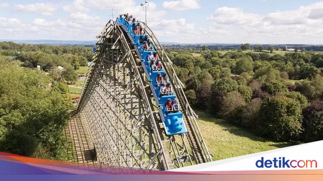 Roller Coaster Terpanjang di Dunia Dibongkar