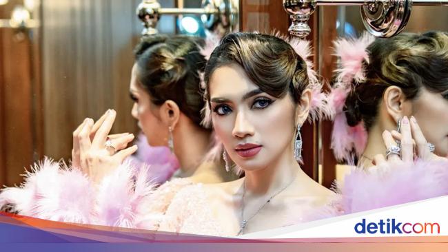 7 Potret Pesta Ultah Mewah Angel Karamoy, Tampil Bak ABG Pakai Mini Dress
