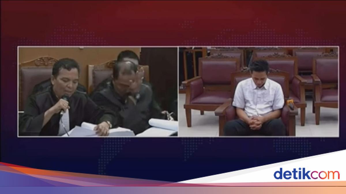 Momen Jaksa Bergetar dan Seka Mata Saat Bacakan Tuntutan Eliezer