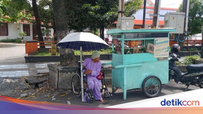 Kisah Nenek Difabel Pengecer BBM Dekat Rumdin Bupati Klaten Tak Dapat Bansos
