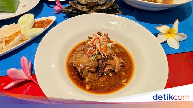 Dapur Babah Punya Semur Lidah dan Ayam Hong yang Lezatnya Juara