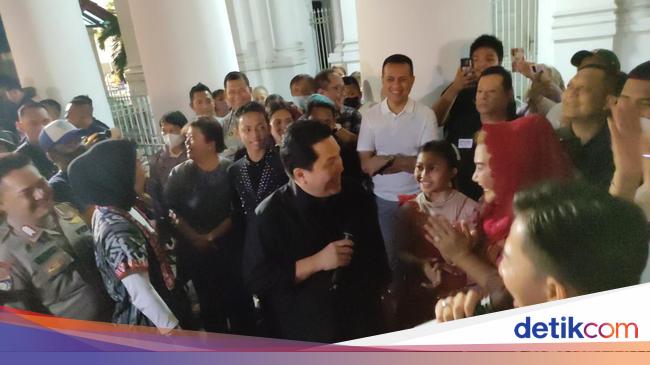 Erick Thohir Beri Beasiswa 2 Siswa SMPN 1 Ciawi yang Viral Jago Dansa
