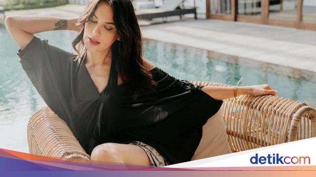 Rahasia Bugar dan Awet Muda Sophia Latjuba di Usia 52, Bak Masih ABG