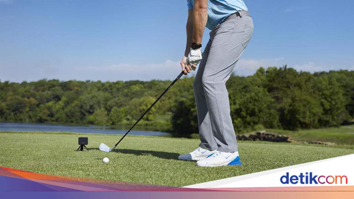 Garmin Approach R10 Teman Main Golf Indoor, Outdoor dan Virtual