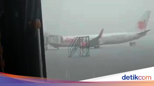 Penjelasan Bandara Sam Ratulangi soal Genangan Air Seperti Sedang di Kapal Penjelasan Bandara Sam Ratulangi soal Genangan Air Seperti Sedang di Kapal