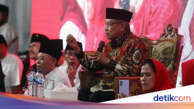 Said Aqil Pasang Badan untuk Jokowi yang Diibaratkan Firaun oleh Cak Nun