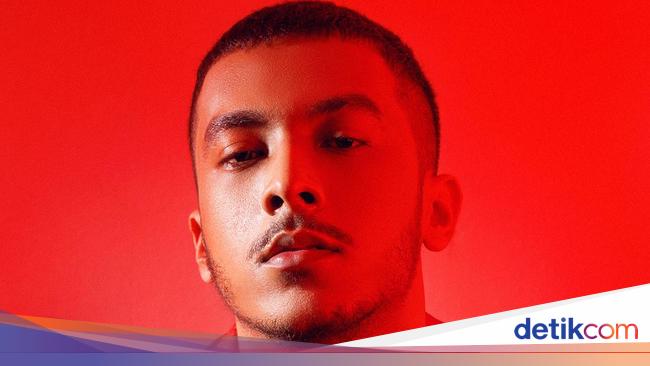 Somebody's Pleasure Jadi Tanda Debut Aziz Hedra