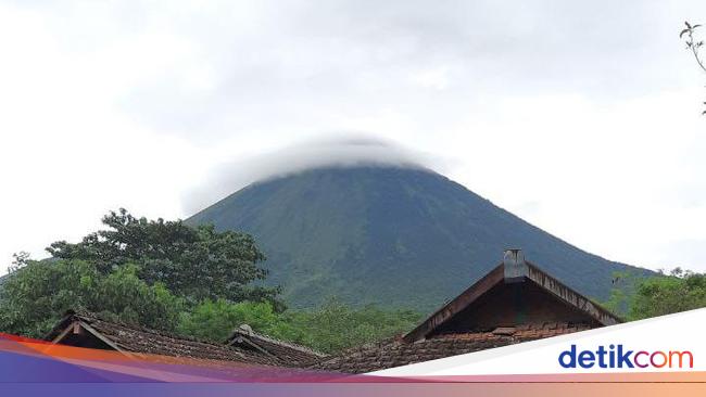 Pendaki Tersesat di Gunung Lamongan Dievakuasi-Dijemput Ortu