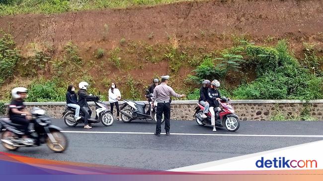 Saat Pemotor di Kuningan Berhamburan Usai Lihat Polisi