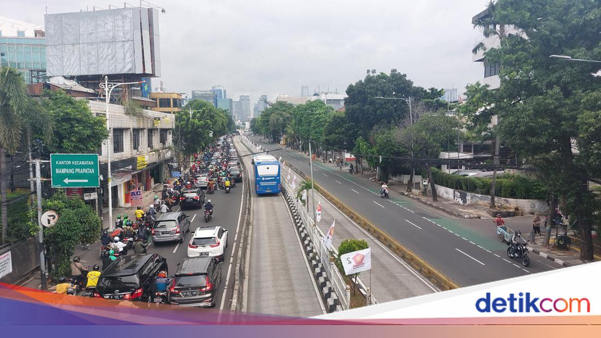 Penampakan Kemacetan Lalin Mampang Arah Kuningan Pagi Ini