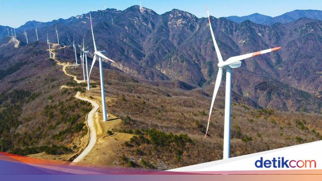 Kemegahan Pembangkit Listrik Tenaga Angin di Pegunungan China