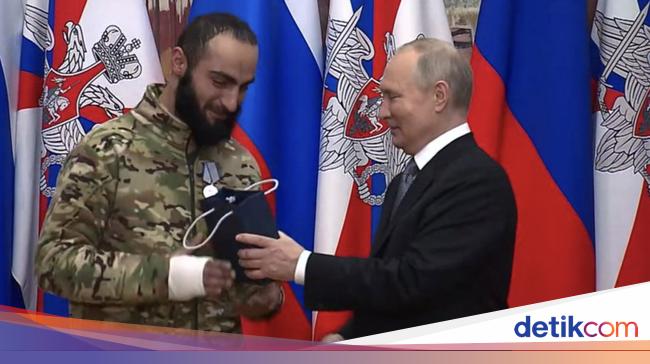 Tentara Bayaran Wagner Dituduh Penjahat Perang, Dianggap 'Pahlawan' di ...