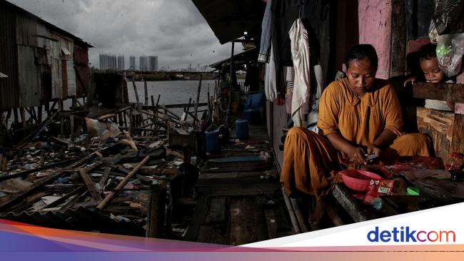 Saat Jokowi Pamer Penanganan Kemiskinan Ekstrem RI Diacungi Jempol Bank Dunia
