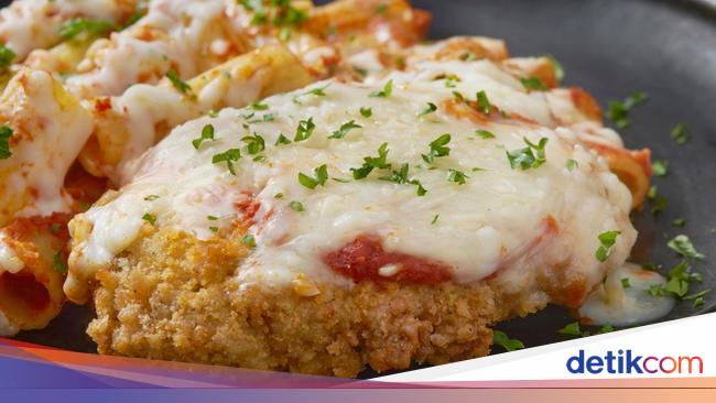 Resep Chicken Parmigiana ala Restoran yang Renyah Mulur Enak