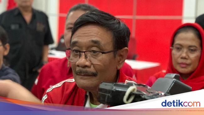 PDIP Kecam Aksi Massa HMI Bakar Bendera Saat Demo Dukung Rocky Gerung