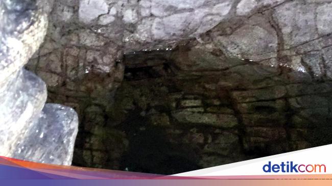 Tiga Mata Air Sakral di Gua Ratu Karang Pamulang Sukabumi