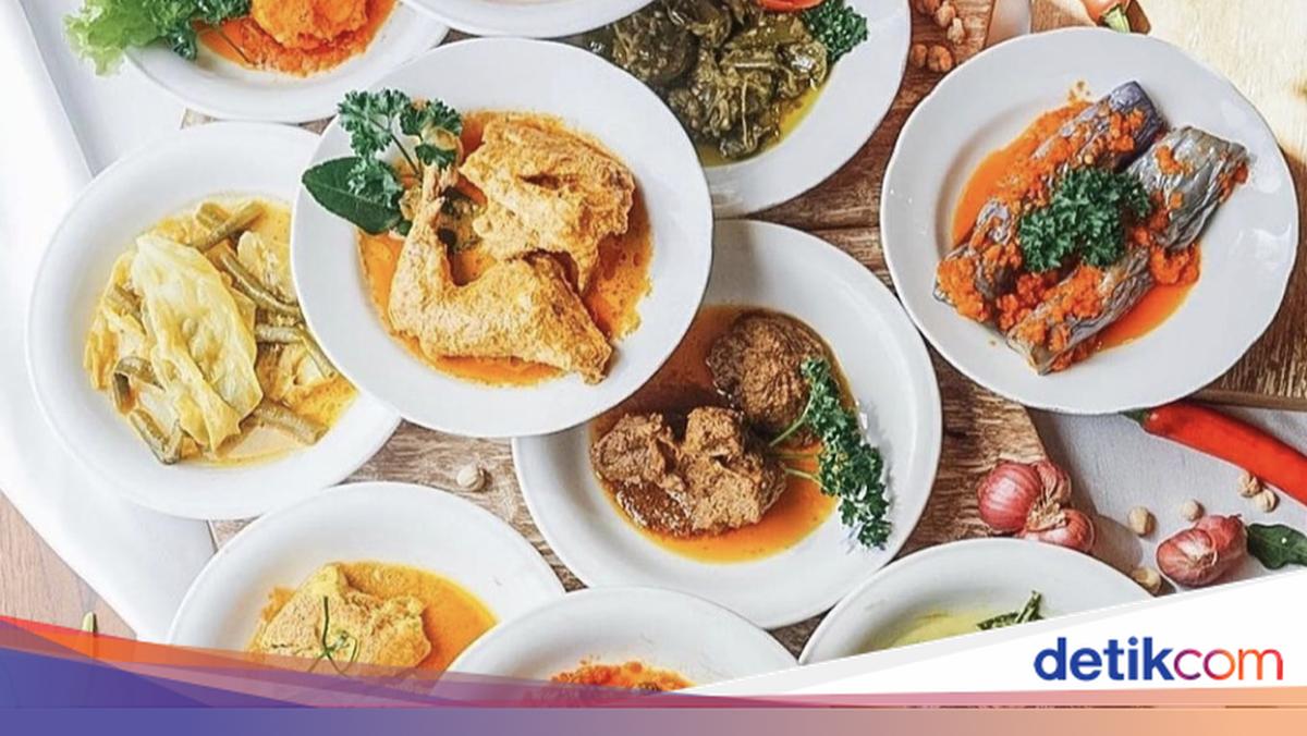 5 Restoran Padang yang Terkenal Mahal Tapi Enak, Setuju?