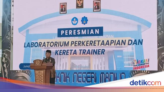 Menko PMK Resmikan Laboratorium Perkeretaapian Terbesar di Asia Tenggara