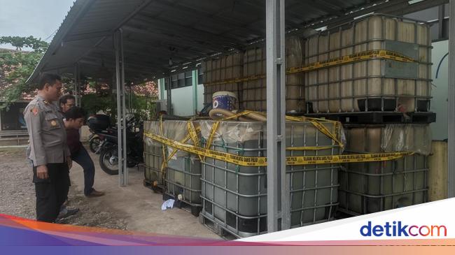 Polisi Gerebek Gudang Penimbun BBM di Demak, Sita 4.000 Liter Solar Subsidi