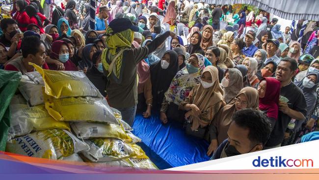 Riuh Pasar Murah di Berbagai Daerah Untuk Kendalikan Inflasi Pangan