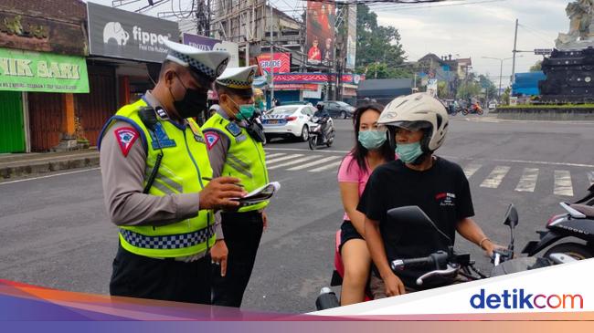 100 Lebih Pengendara di Tabanan Terjaring Operasi Keselamatan Agung 2023