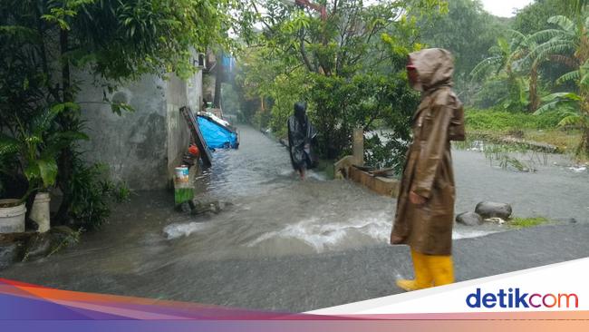 Makassar Diguyur Hujan Lebat, 27 RT di Kecamatan Tallo Terendam Banjir
