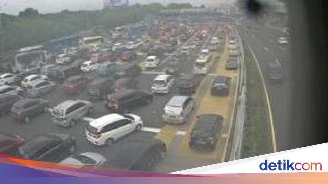Info Macet Tol Dalkot Pagi Ini: Antrean Mengular di Gerbang Tol Halim