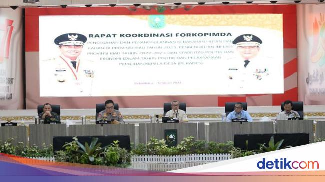 Resmi! Gubernur Syamsuar Umumkan Riau Status Siaga Darurat Karhutla